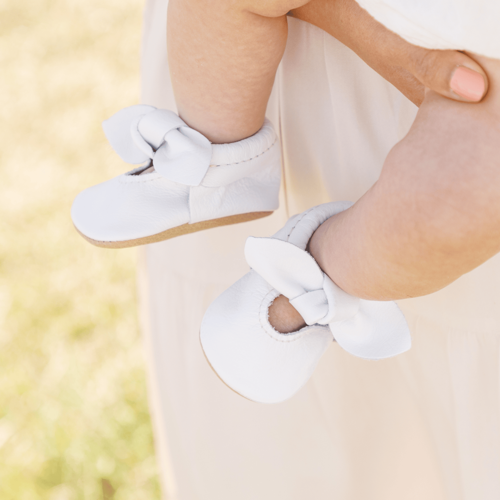 Toasted Bright White Knotted Bow Baby Shoe – Freshly Picked